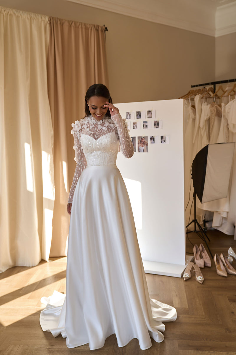 A-Line Satin and Lace Wedding Dress Sonya Soley Markella – Wedding Roof