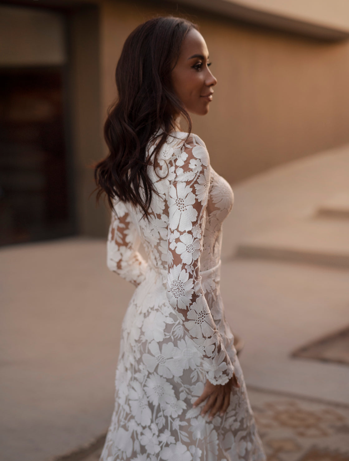 Elegant Fitted Lace Wedding Dress with Long Sleeves Frances – Wedding Roof