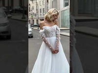 Effortlessly Elegant A-Line Wedding Dress with Detachable Sleeves Clev ...