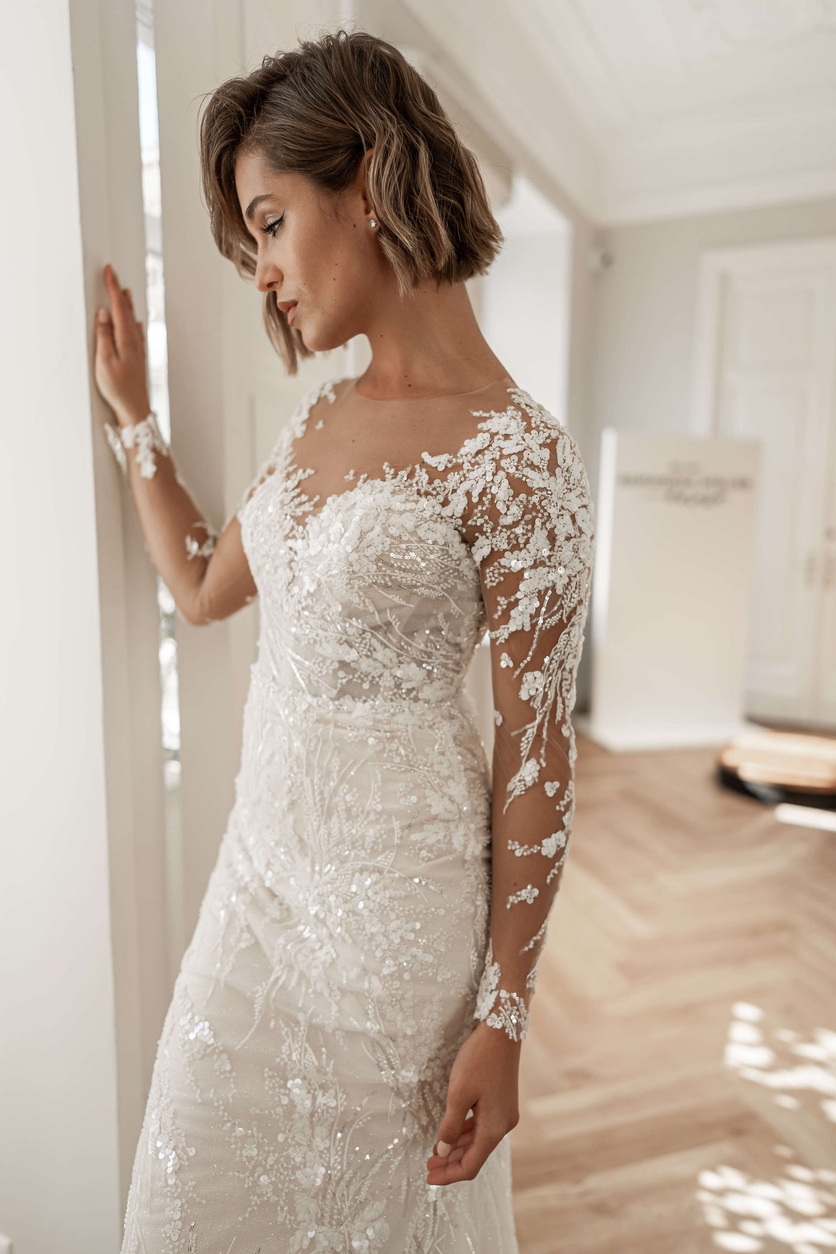 Beautiful Form-Fitting Wedding Dress with Long Sleeves and Full Skirt ...